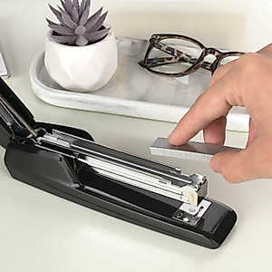 Swingline Stapler, Office Desk Stapler, 20 Sheet Paper Capacity, Durable, Heavy Duty Stapler for Office Desktop or Home Office Supplies, Black (64601)