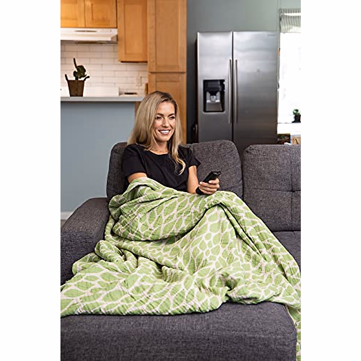 InfuseZen Turkish Blanket with Raindrop Print – Muslin Weave Reversible Throw Blanket – 100% Cotton - Breathable, Thin and Lightweight Gauze Throw Blanket – Large 92” x 65” (Olive/Beige)