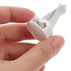 Veemoon 100pcs Air Outlet Clip Automatic Air Accessories Vent Clip for Home Car Vent