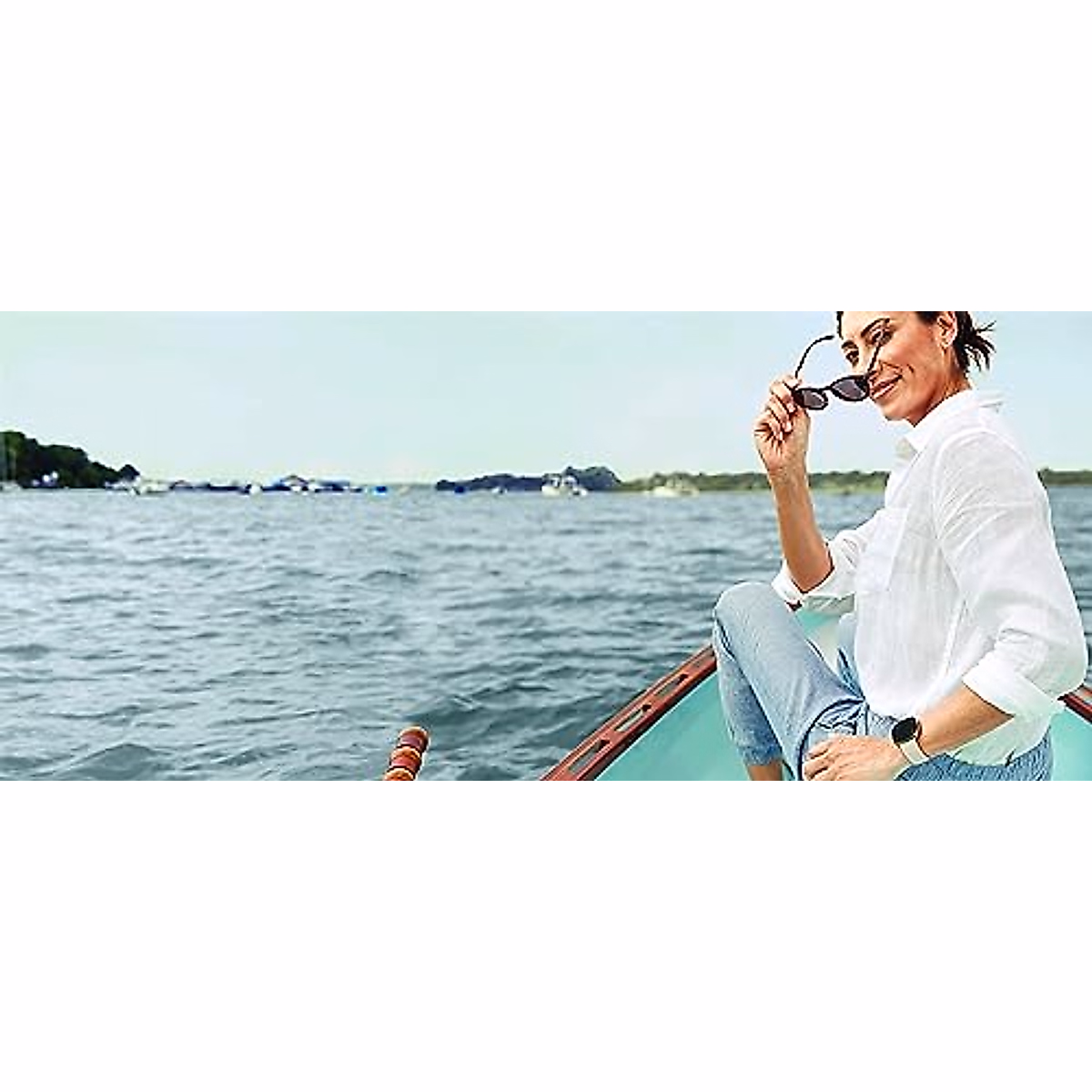 Fitbit Sense Advanced Smartwatch with Tools for Heart Health, Stress Management & Skin Temperature Trends, White/Gold, One Size (S & L Bands Included)