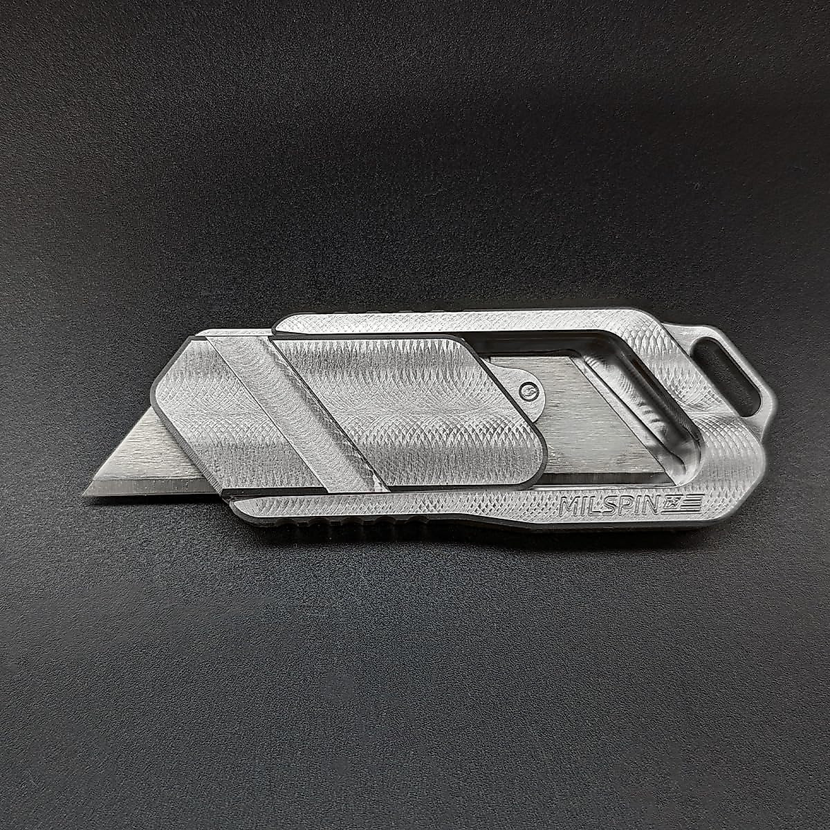 Milspin Magnus 2.0 Aluminum EDC Utility Knife with Retractable Razor and Internal Spare Blade Storage I 7 Blades Included I Made in USA