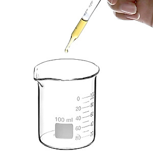 QWORK Sturdy Glass Beaker 100ml, Griffin Low Form, 6 Pcs, 3.3 Borosilicate Glass with Printed Graduation and Extra Large Marking Spot