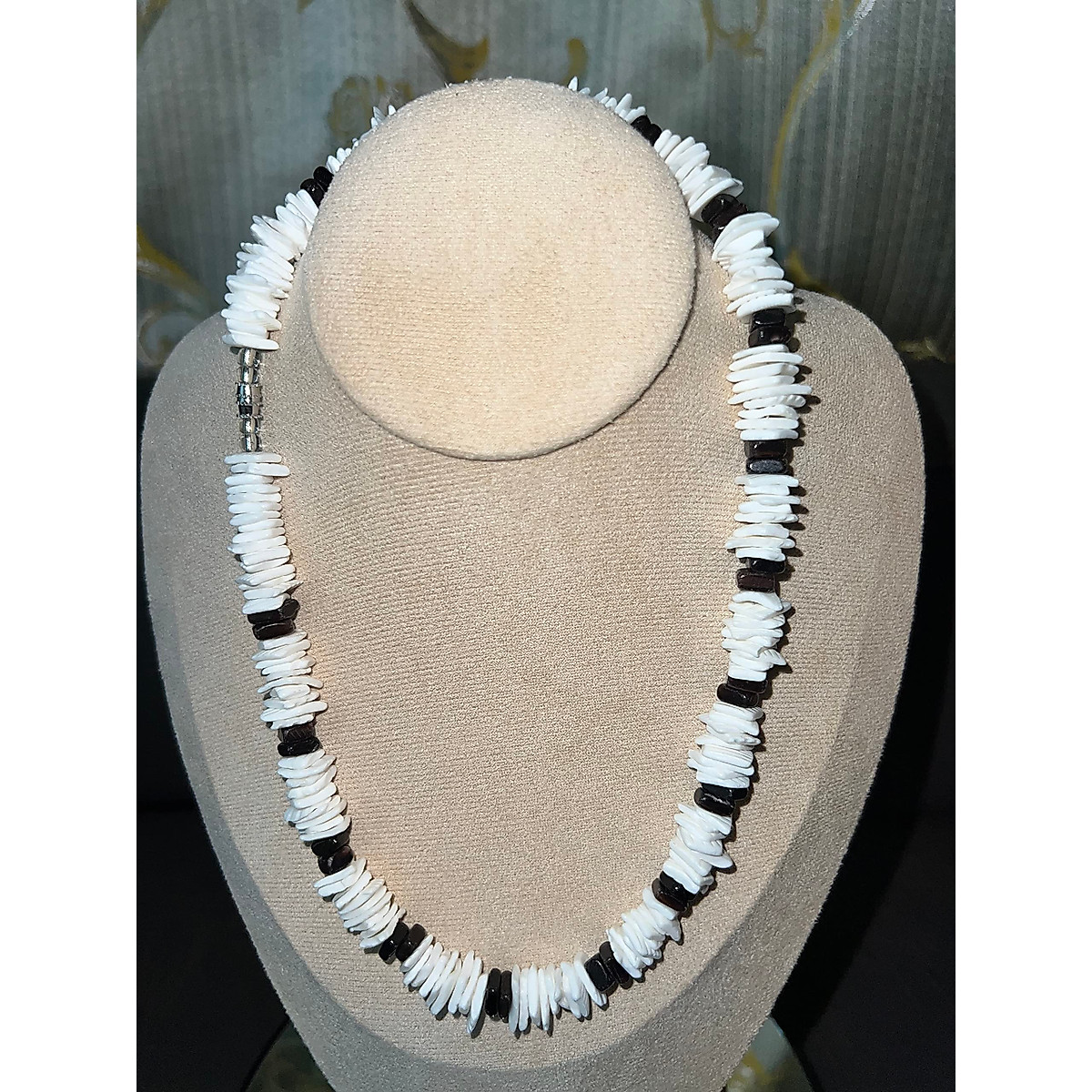 Native Treasure 16" Mens and Womens Summer Beach Surfer Necklace From the Philippines, White Rose Clam Chips Ark Shells with Real Black Clam Chips Accents