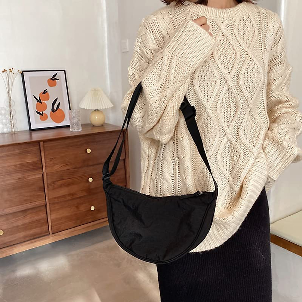 Aesthetic Crescent Bag for Women Men, Hobo Crossbody Bags Adjustable Strap Shoulder Bag Sling Chest Bag Nylon Dumpling Bag (Black,One Size)