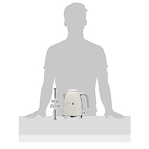 Smeg 1.7-Liter Kettle-Cream