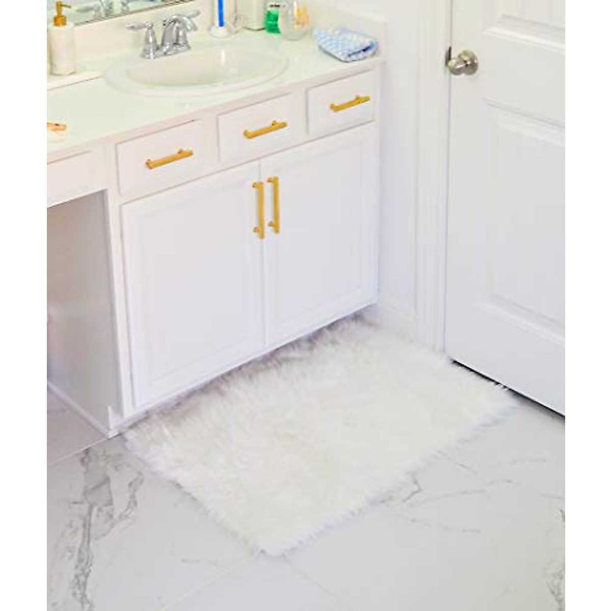 Imitated Sheepskin Faux Fur Rug Carpet Washable Mat for Bedroom, Living Room or Bathroom (2x3 Ft Rectangular)