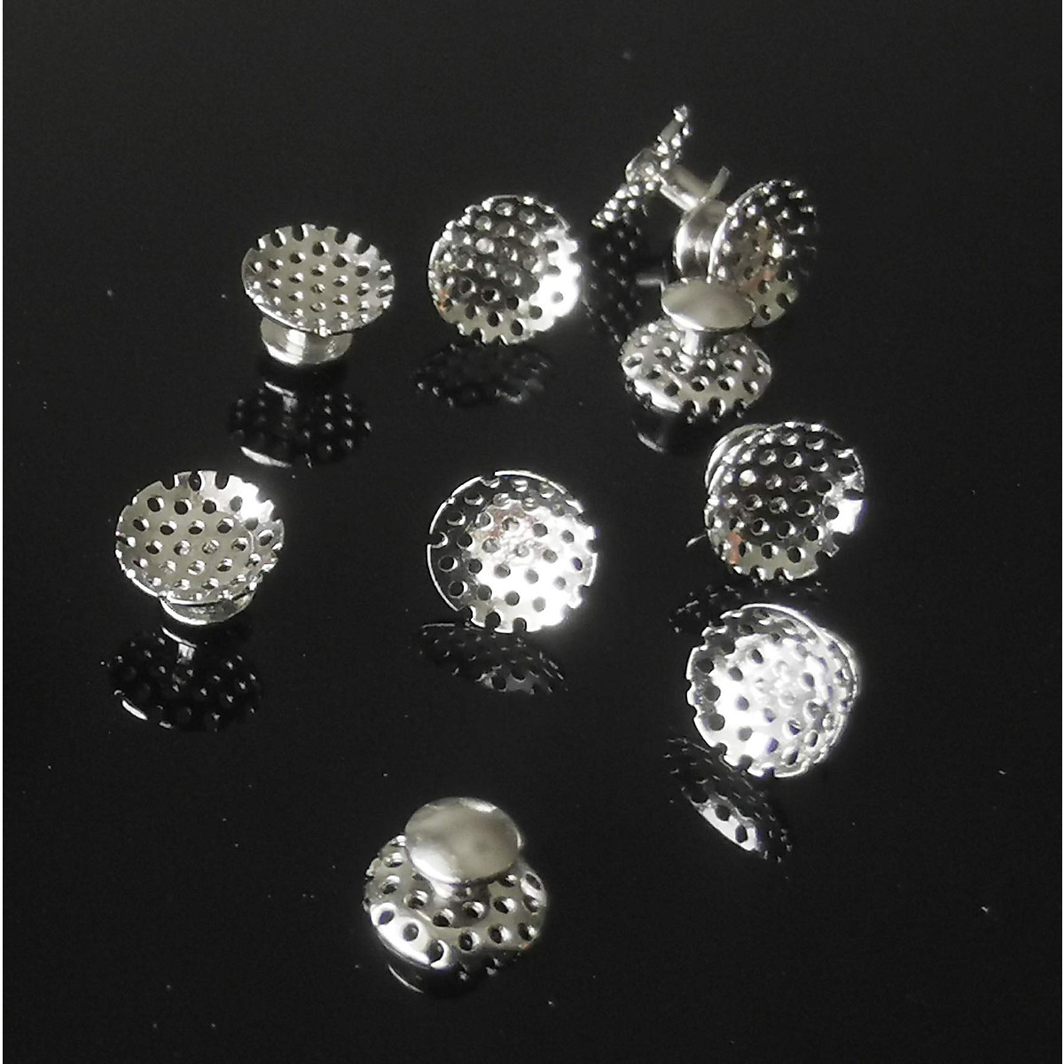 30 Pcs New Dental Lingual Buttons Hollow Base Orthodontic Materials