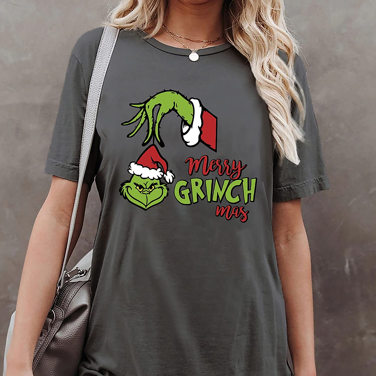 3Pcs Christmas Iron on Transfer Christmas Vinyl Iron on Patches Winter Xmas Heat Transfer Sticker for T Shirt Pillow Covers Jackets Backpacks Bags Xmas DIY Craft Supplies