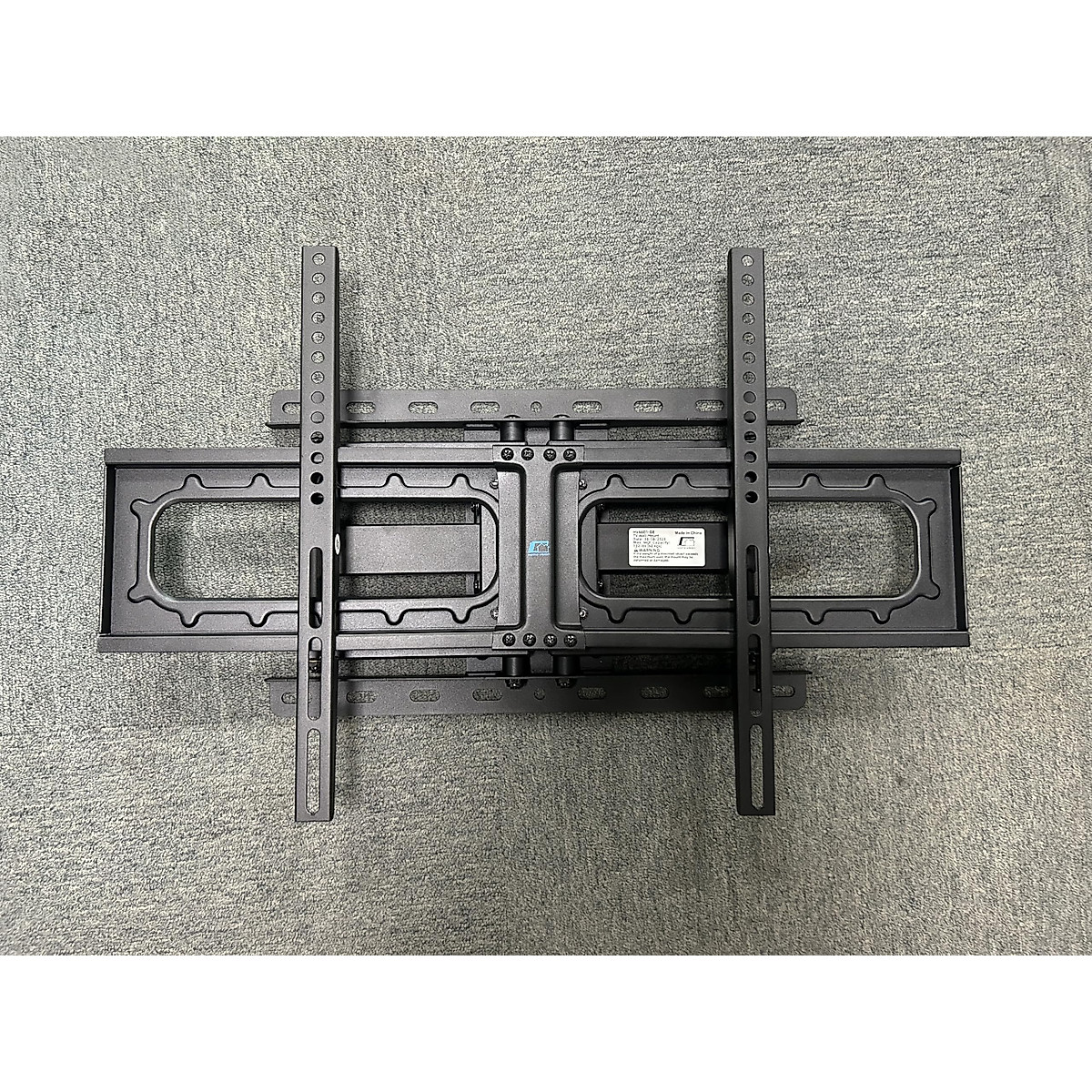 HOMEVISION Full Motion TV Wall Mount for Most 32-75 inch TVs, TV Mount Swivel and Tilt with Dual Articulating Arms,TV Wall Mount Bracket Holds up to132lbs Max VESA 600x400mm Fits 12/16" Wood Stud