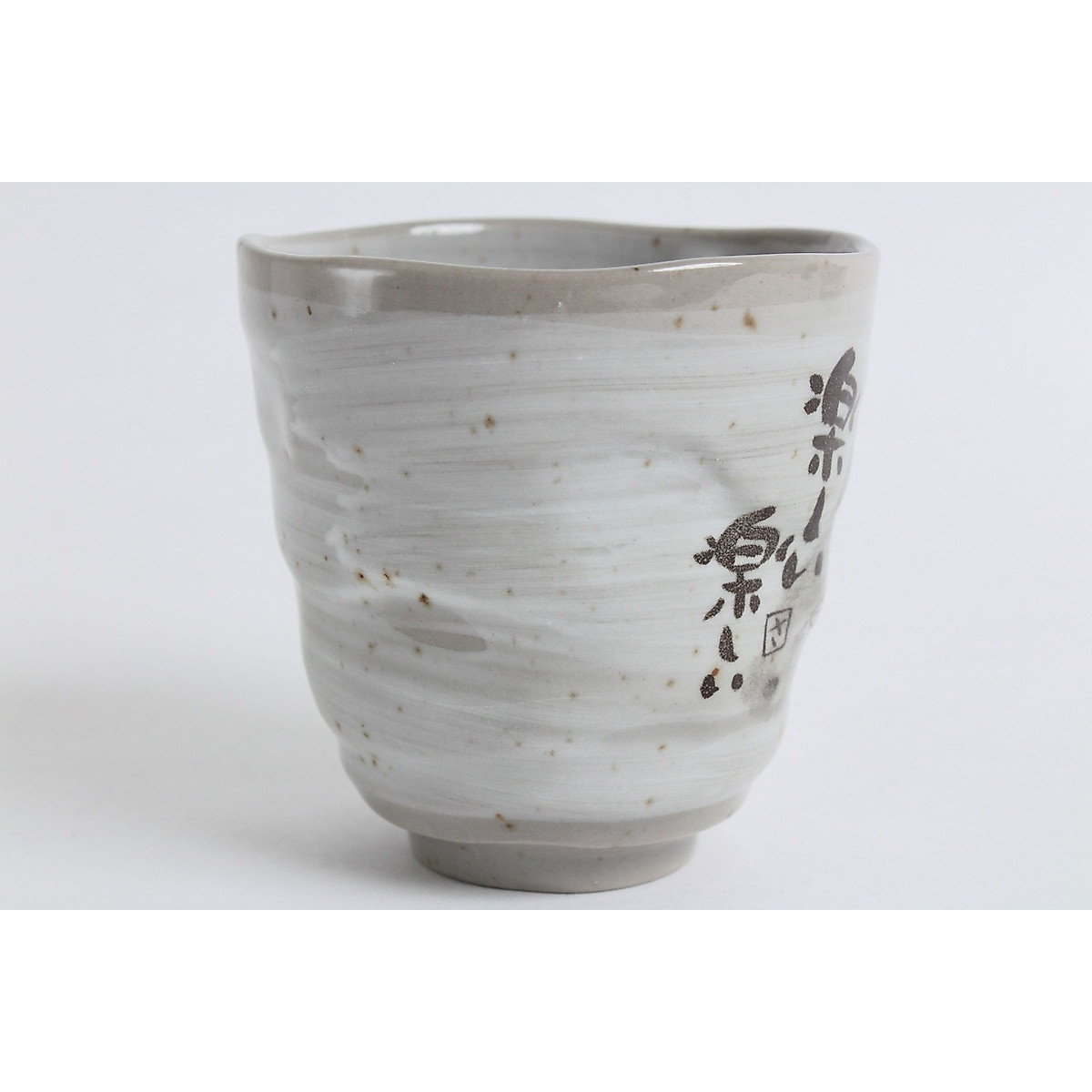 Mino ware Japanese Pottery Yunomi Chawan Tea Cup Running Rabbits Gray Sanaegama made in Japan (Japan Import) KSY007