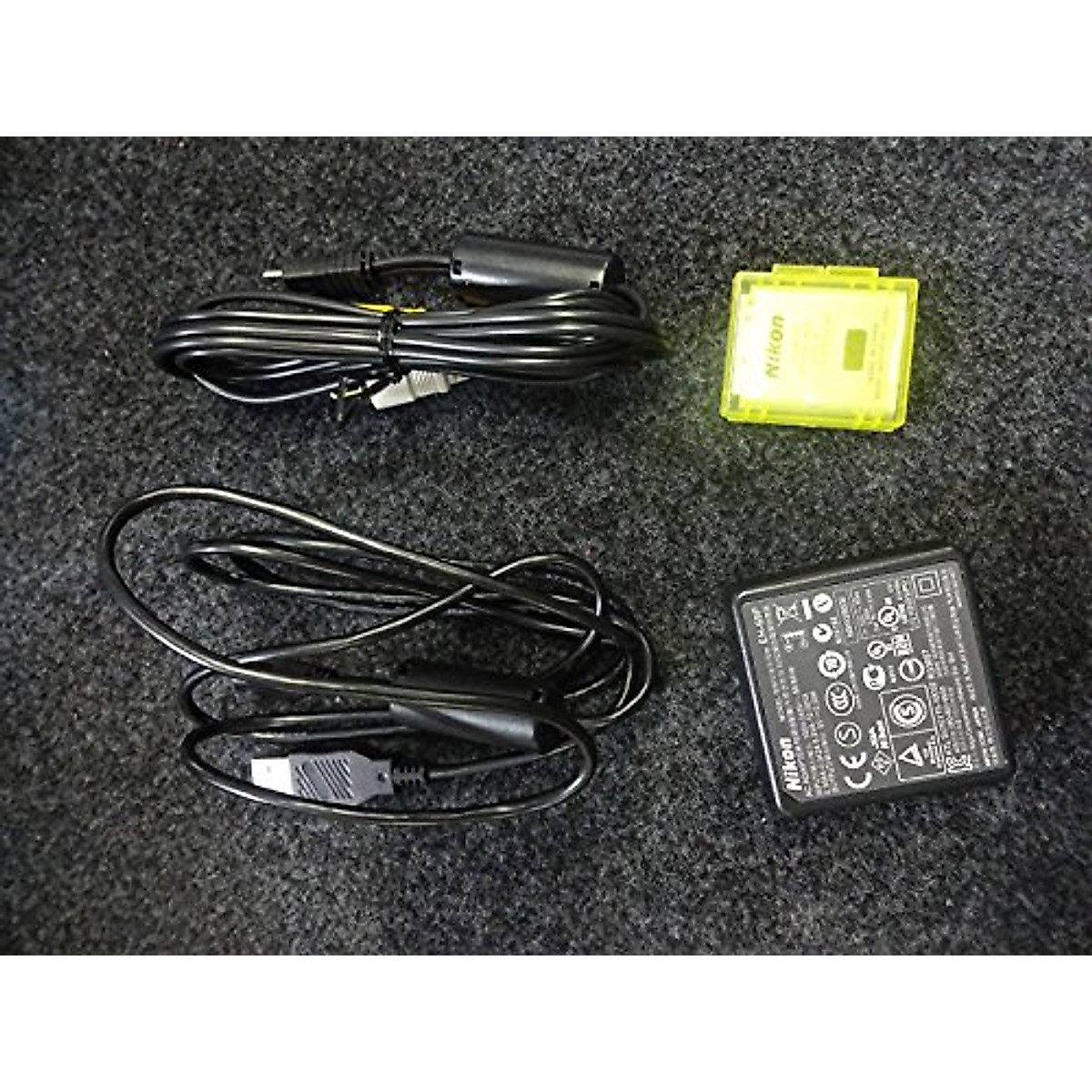 Nikon COOLPIX S3300 16 MP Digital Camera with 6x Zoom NIKKOR Glass Lens and 2.7-inch LCD (Silver) (Discontinued by Manufacturer)