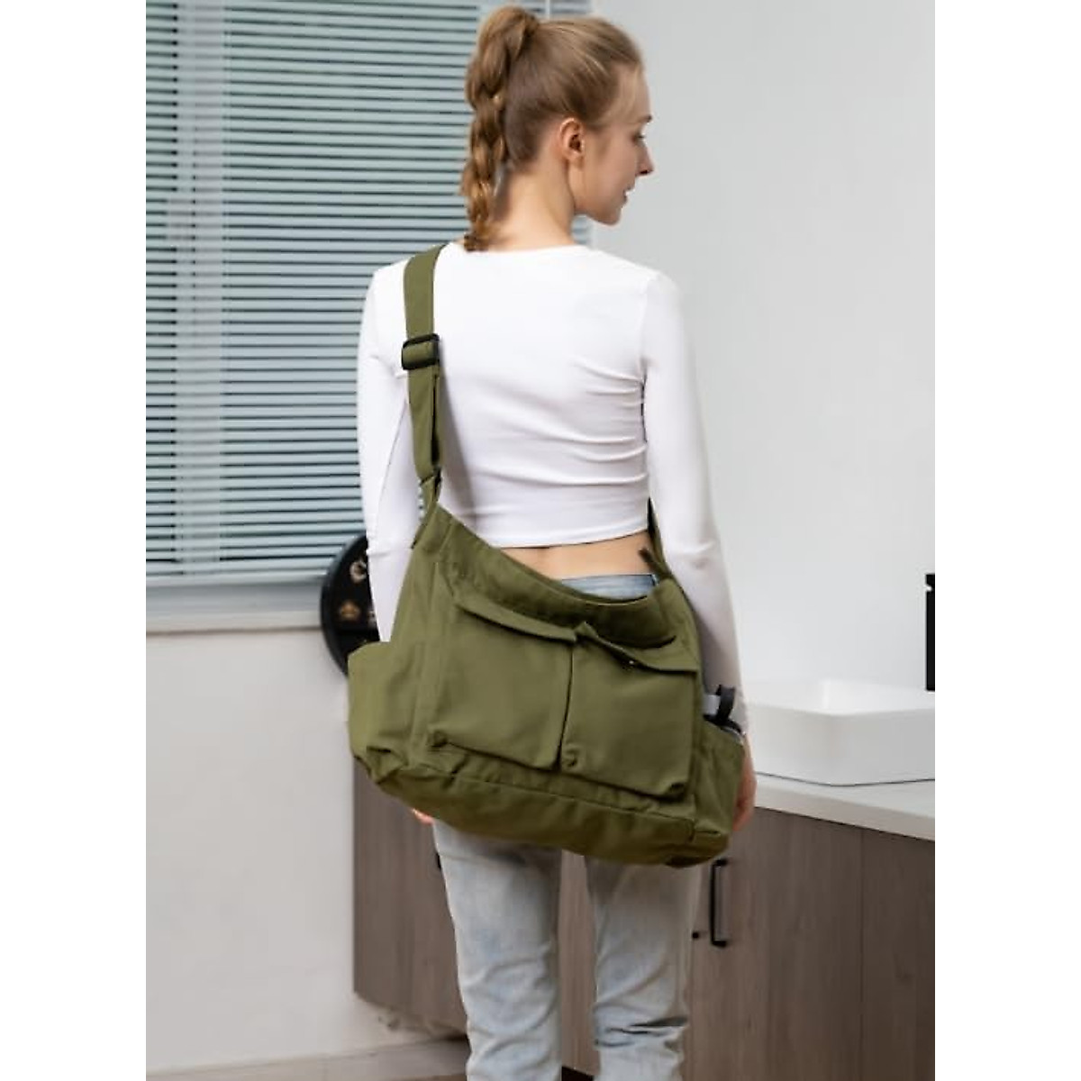 Women Canvas Hobo Messenger Handbags Large Crossbody Aesthetic Commuter Tote Bag with Multiple Pockets Adjustable Strap