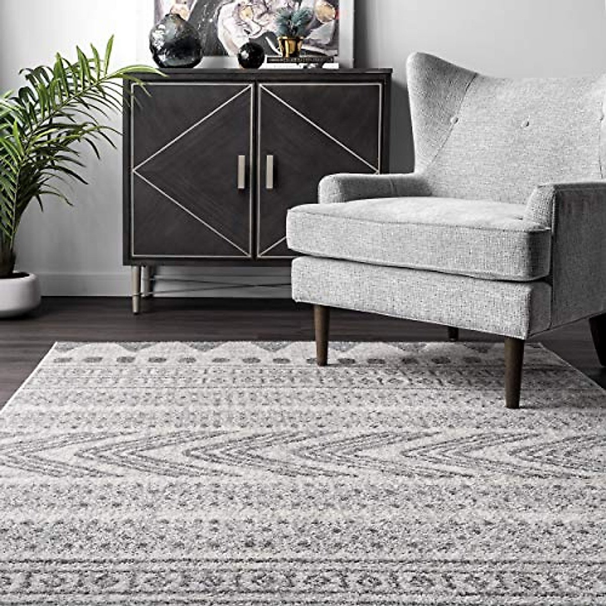 nuLOOM Shaina Tribal Area Rug, 5' x 7' 5", Grey