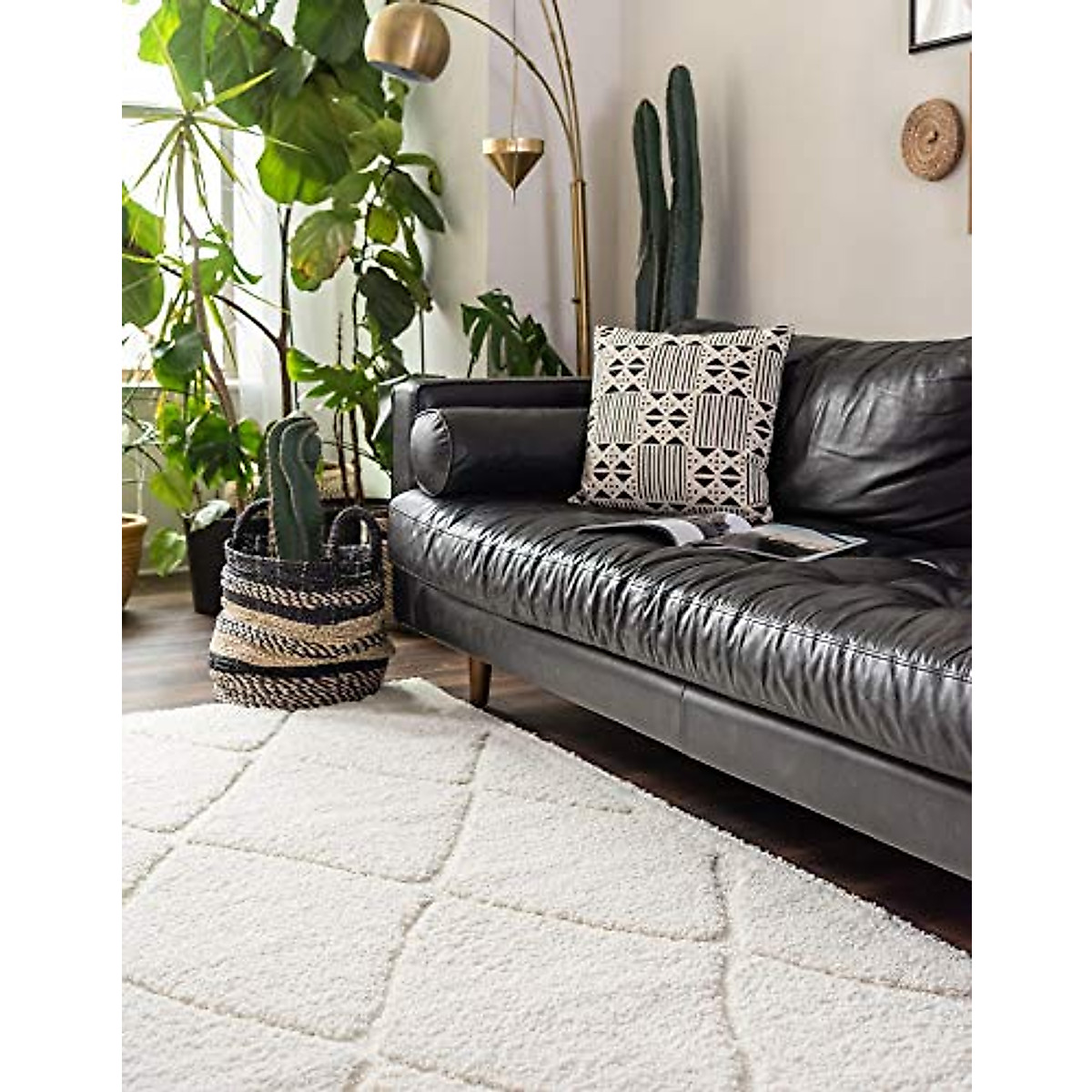Rugs.com Lattice Shag Collection Rug – 5' x 8' Ivory Shag Rug Perfect for Living Rooms, Large Dining Rooms, Open Floorplans