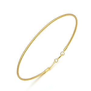 CHOW SANG SANG 18K Yellow Solid Gold Minimalist Simple Bangle for Women 92817K | 7 (Wrist Size:14.5-15.5 CM)