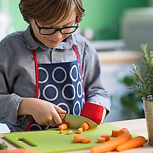 Opinel Le Petit Chef Knife Set, Chef Knife with Rounded Tip, Fingers Guard, For Children, Teaching Food Prep and Kitchen Safety, 2 Piece Set, Made in France