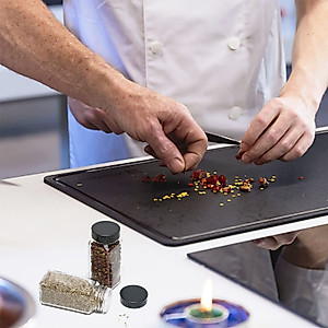 6pcs Black Spice Jars, 4 oz Glass Seasoning Bottles, Spices Container, Empty Spice Jars , Square Spice Bottles with Airtight Plastic Caps with Shaker Lids