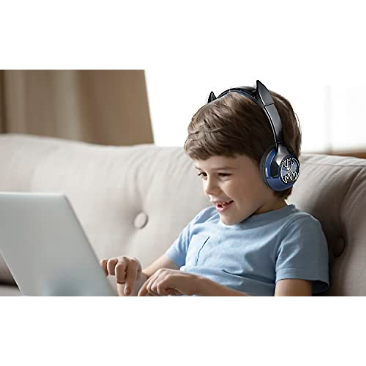 eKids Batman Kids Bluetooth Headphones, Wireless Headphones with Microphone Includes Aux Cord, Volume Reduced Kids Foldable Headphones for School, Home, or Travel