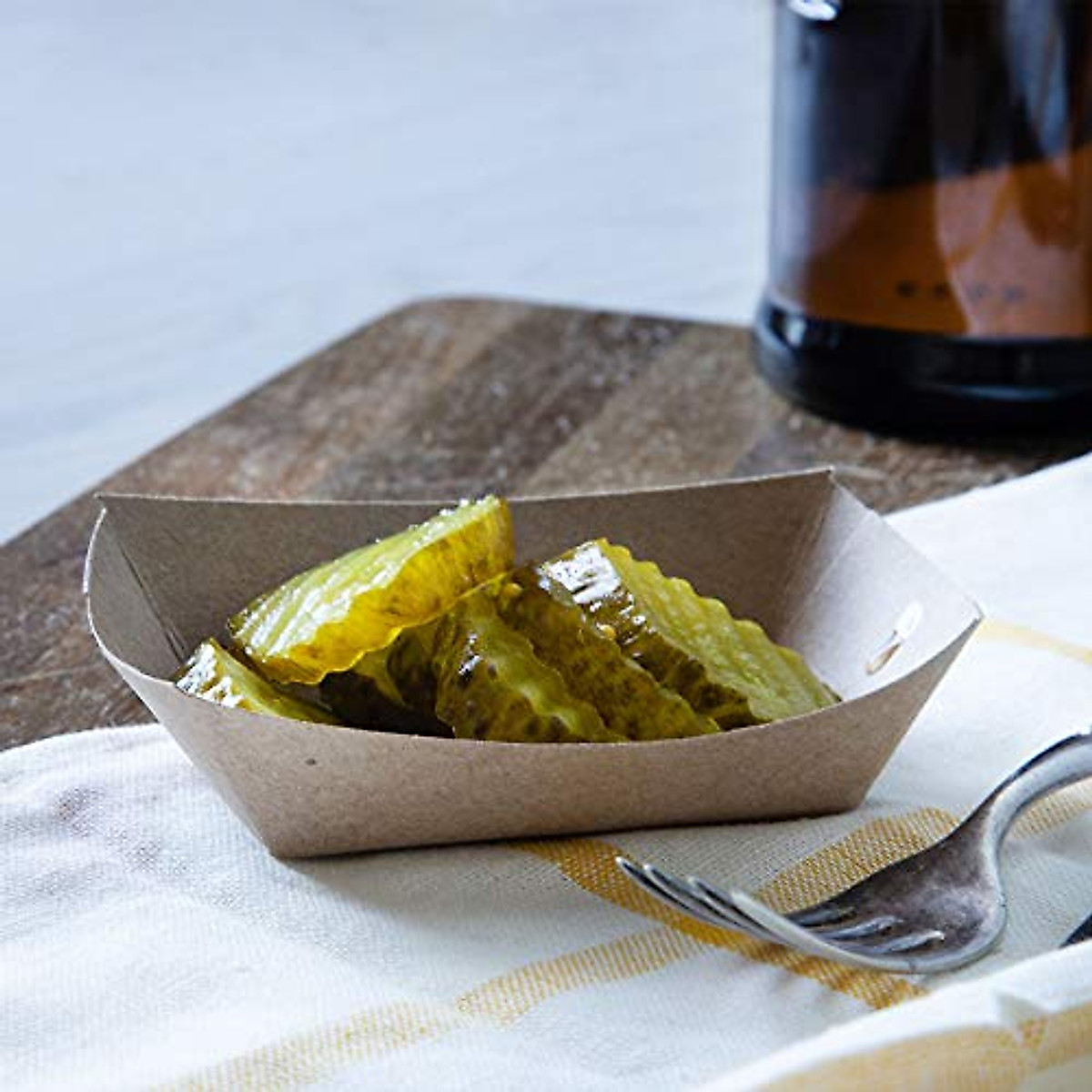 PaperMi Brown Paper Food Tray Disposable Kraft Hot Dog Tray, Paper Food Trays for Picnics, Carnivals, Camping - Food Serving Tray Holds Hot and Cold Food- USA Made (0.5LB 250pc)