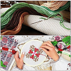 HARFINGTON 14 Count Cross Stitch Cloth 12 by 20 Inch Cross Stitch Fabric 5PCS Classic Reserve Embroidery Cloth for Craft Embroidery, Handmade Needlework, DIY Handicrafts, Grass Green