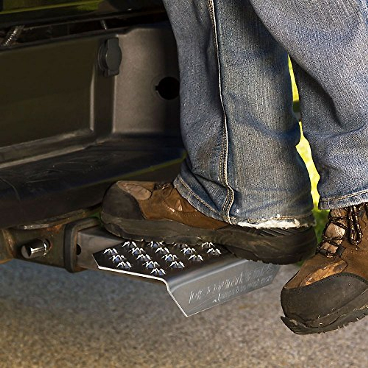 Apex HS126 EZ Traction 12" L x 6" W x 2.5" H Aluminum Hitch Step - 500 lb Cap