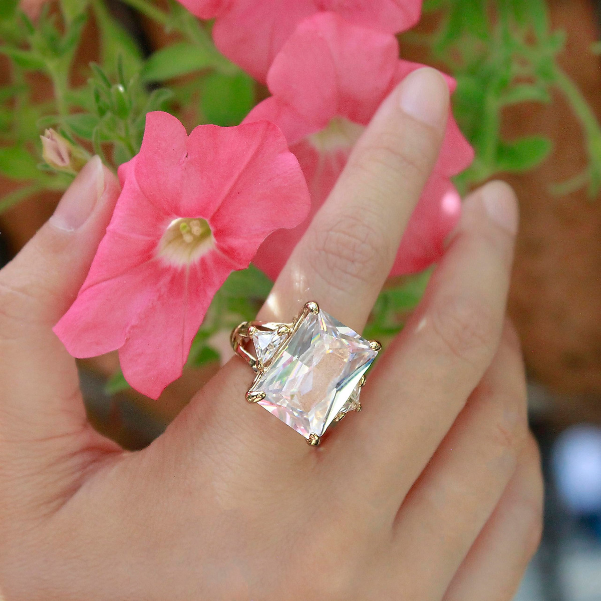 Lavencious Big Bold Radiant CZ Stones Stretch Rings for Women Size for 7-9(Gold)