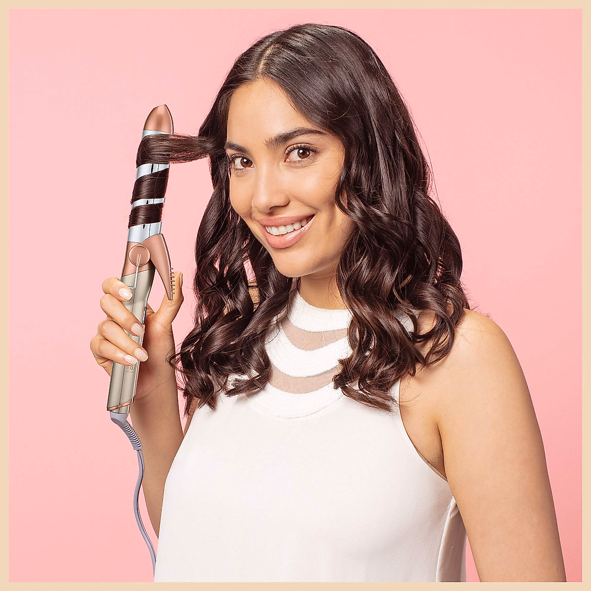 INFINITIPRO BY CONAIR Frizz Free 1 1/4-inch Titanium Ceramic Curling Iron, 1 ¼ inch barrel produces loose curls – for use on medium and long hair, Rose Gold