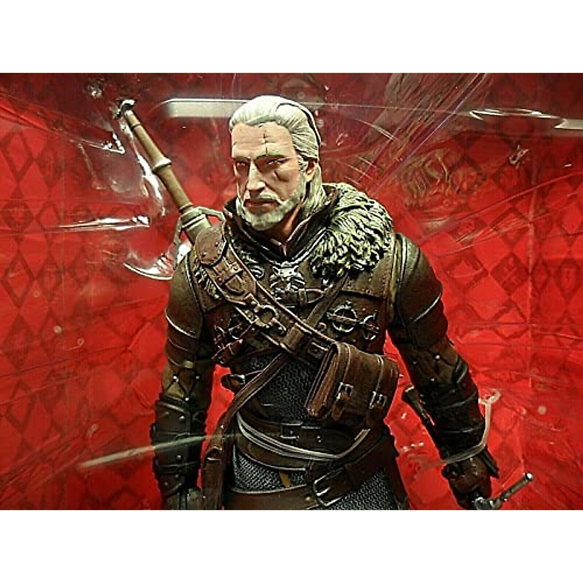 Dark Horse Deluxe The Witcher 3: Wild Hunt: Geralt Grandmaster Ursine Figure