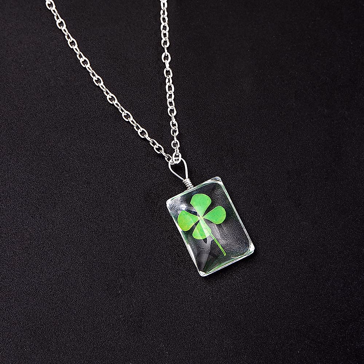 Dried Leaves Lucky 4-Leaf Clover Sunflower Pendant Necklace St. Patrick's Day Square round Glass Love and Luck Plant Jewelry for Women Gift-Clover