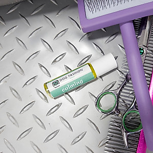 Dog Fashion Spa Dog Anxiety Relief Natural Oil, a Gentle Touch When Most Needed. Ideal for Thunder Storms, Separation Anxiety, When Travel, Even Before Sleeping and Relaxing