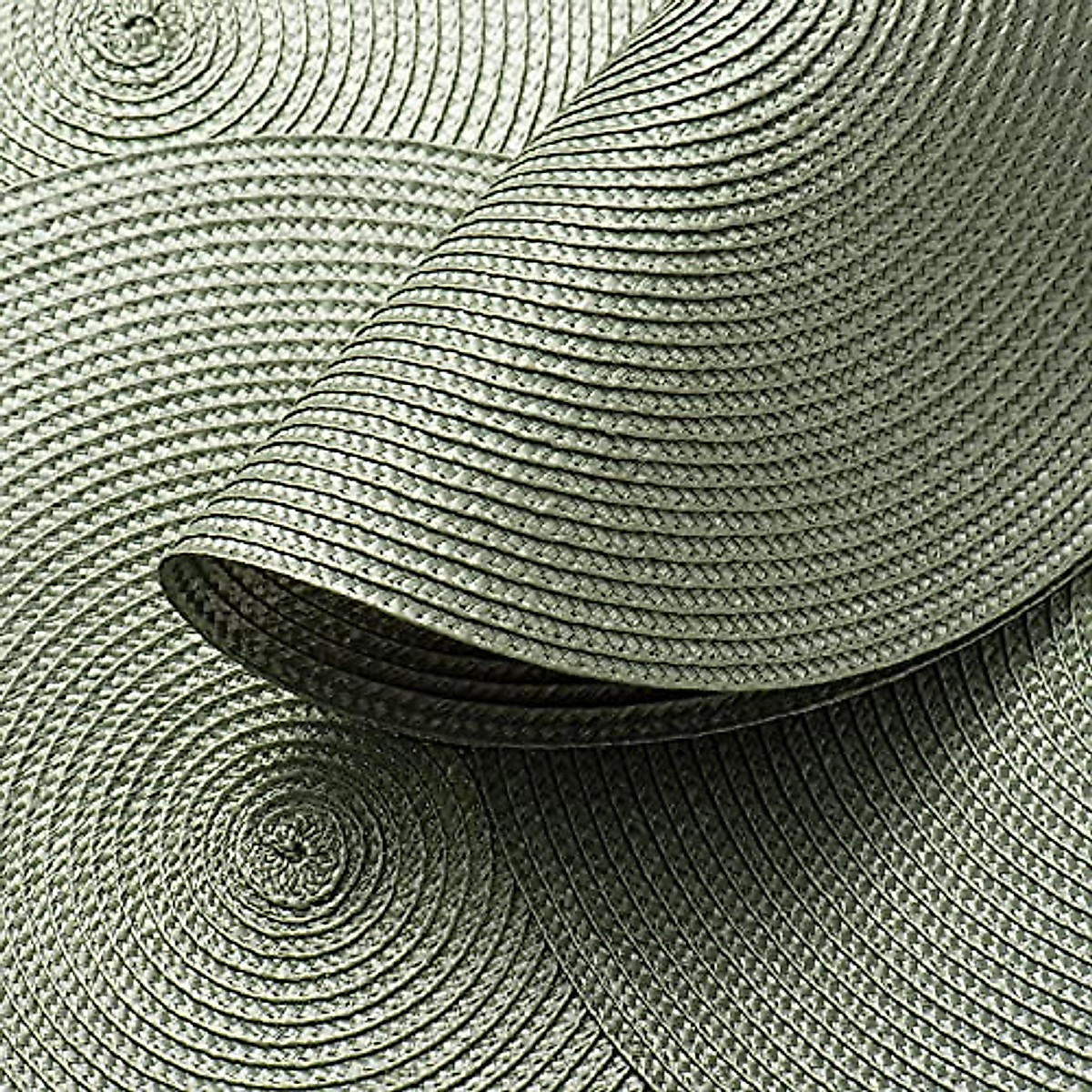 AHHFSMEI Round Braided Placemats 15 Inch Round Table Mats for Dining Tables Woven Heat Resistant Place mats Set of 6 (Fog Green)