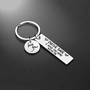 iJuqi Drive Safe Keychain Gifts for Boyfriend - I Need You Here With Me Driver Keyring Boyfriend Husband Gifts from Girlfriend Wife, Valentine’s Day Birthday Gifts for Him