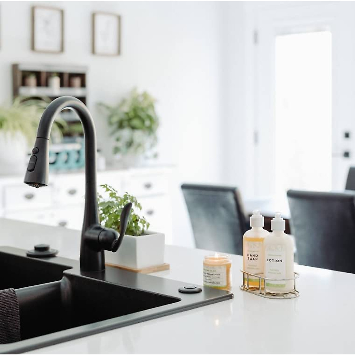 Pumpkin Vanilla Chai Hand-Poured Beeswax Candle - All-Natural, Cotton Braided Wick, Chemical Free, Smokeless, Cleans Air, Non-Toxic, Non-Polluting, Non-Allergenic, Made in USA