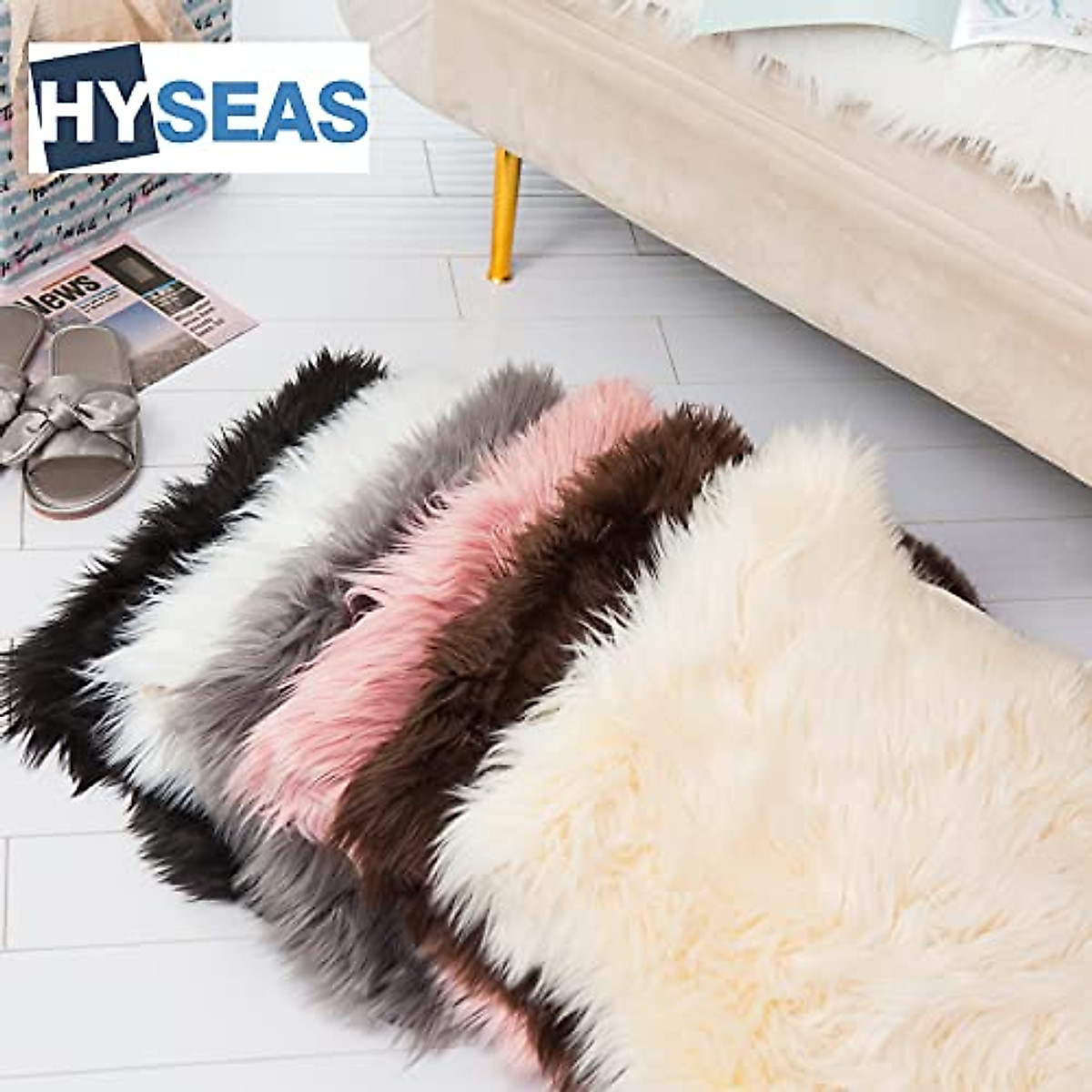 HYSEAS Faux Sheepskin Fur Area Rug Brown, 2x3 Feet, Fluffy Soft Fuzzy Plush Shaggy Carpet Throw Rug for Indoor Floor, Sofa, Chair, Bedroom, Living Room, Home Decoration