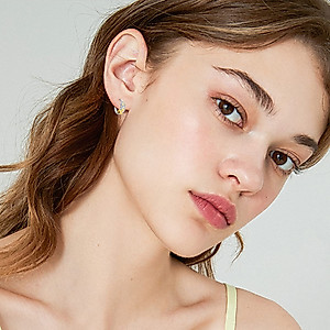 Daisy Hoop Earrings,Hypoallergenic 925 Sterling Silver Bee with Small Flower Hoop Earrings Gift for Women Huggie Earrings for Sensitive Ears