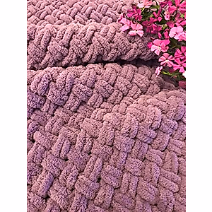 Troyarn Velvet Chenille Baby Blanket Yarn Amigurumi Yarn for Crocheting and Knitting Super Bulky 100 gr (132 yds) (10110 - Black)