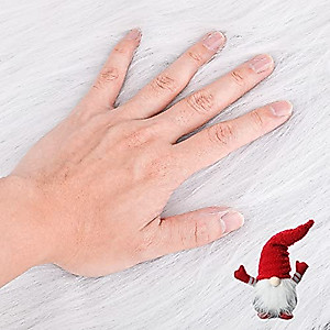 Lusofie Faux Fur Fabric 20×20 Inches White Fur Fabric Plush White Faux Fur Fabric Square Patch for Crafts Gnomes Costume Camera Floor Decoration Mats