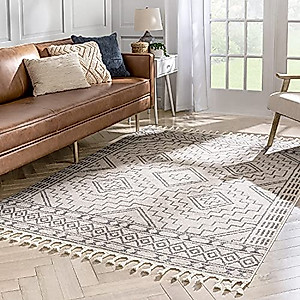 Well Woven Zafir Ivory Tribal Diamond Medallion Area Rug 8x10 (7'10" x 10'6")