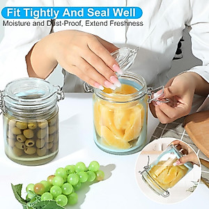 Glass Pickle Jar with Strainer, 25oz Pickle Container with Pickle Holder Keeper Lifter, Pickle Storage Flip Jar for Olives, Gherkins, Sliced Pickles