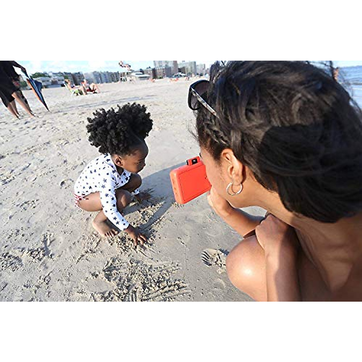 Zink Polaroid Snap Instant Digital Camera (Red) with ZINK Zero Ink Printing Technology