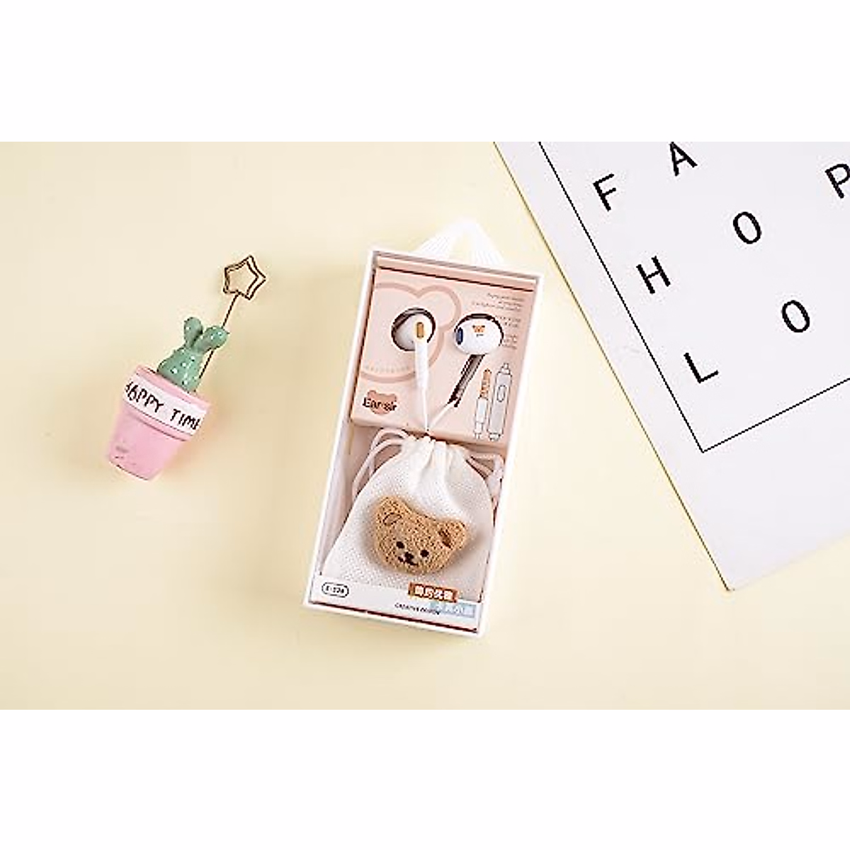 QearFun Bear Earbuds for Kids, Kawakii Wired Earbud & in-Ear Headphones Gift for School Girls and Boys with Microphone and Lovely Earphones Storage Bag（White）