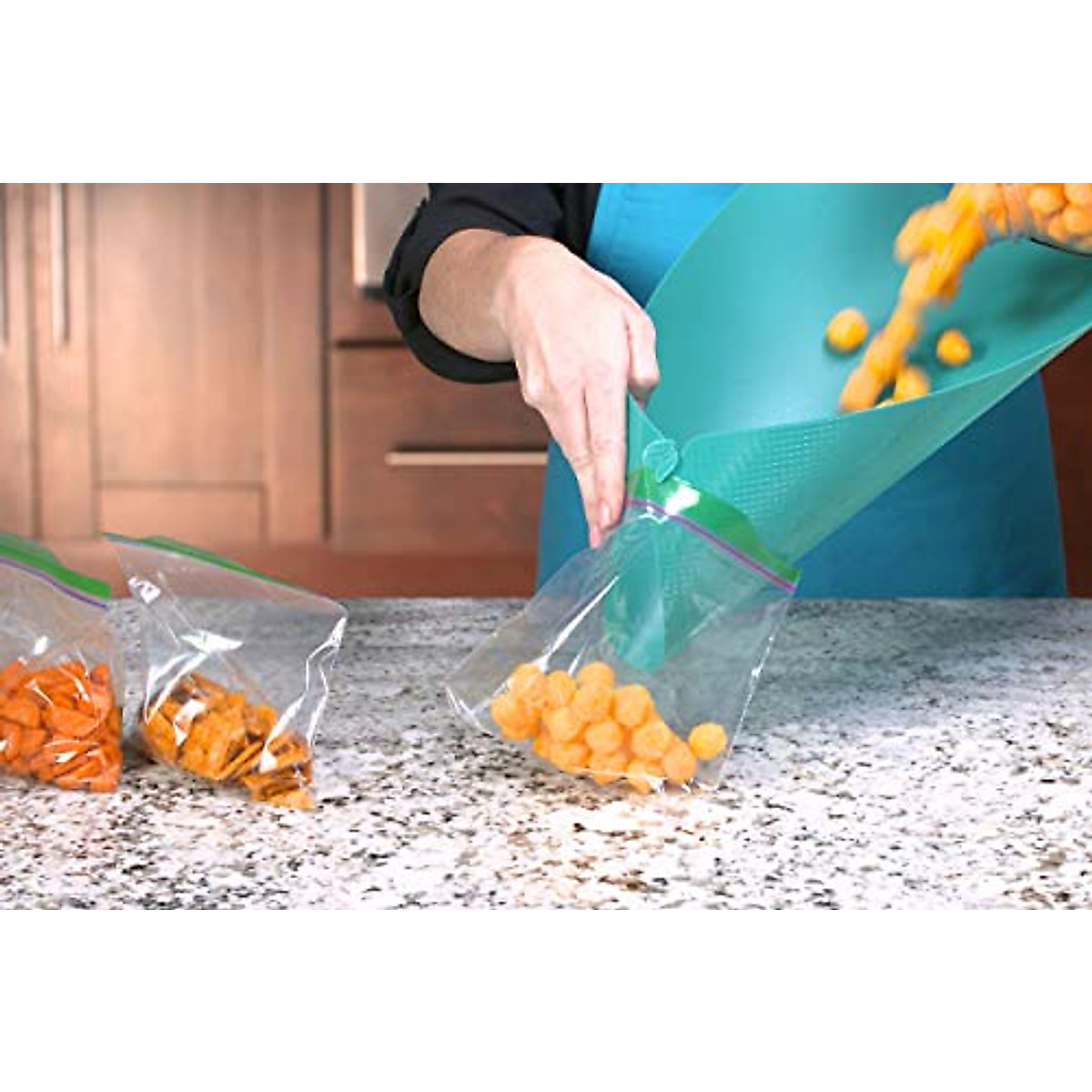FUNCTIONAIRE Funnel-Board Kit – 4 Cutting Boards That Convert to a Funnel or Scoop. Includes EZ Mount Storage Holder That mounts Inside Cabinet Doors (no Screws Required). Watch Demo Video.