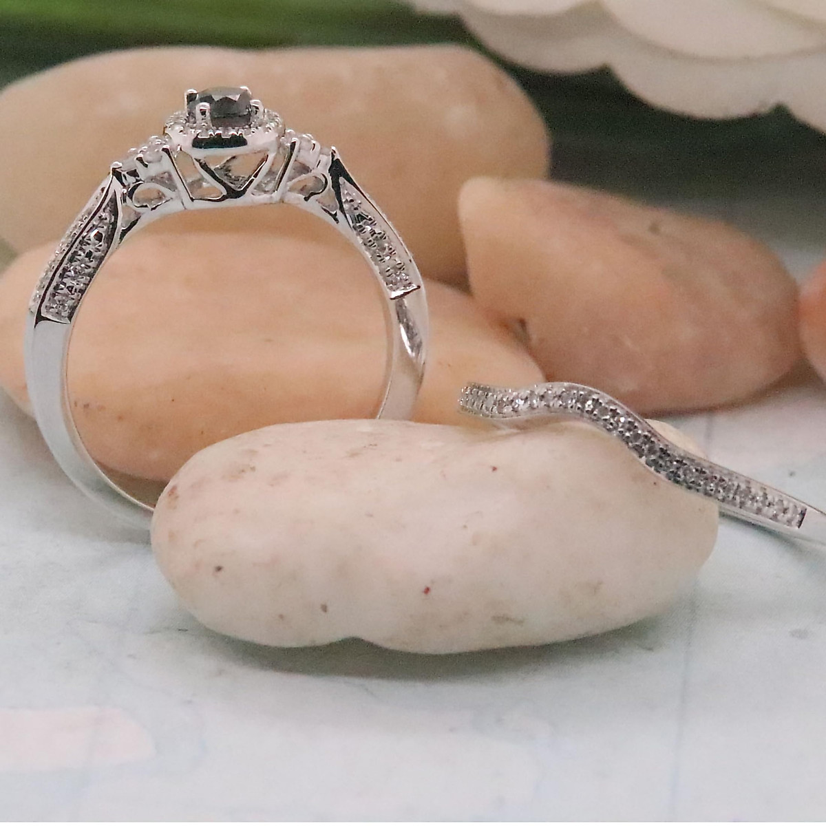 Dazzlingrock Collection 0.33 Carat (Ctw) 14k Round Black And White Diamond Women Halo Style Bridal Engagement Ring Matching Band Set 1/3 CT, White Gold, Size 7