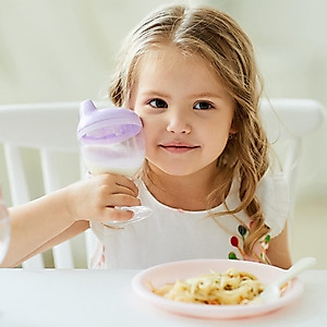 kaiwern Plastic Goblet Cup, Wine Sippy Cup Baby Party Cups Beverage Mug Milk Bottle with Lid, Baby Goblet Sippy Cup No Spill Plastic Wine Glass for Birthday Party Celebration (Purple)