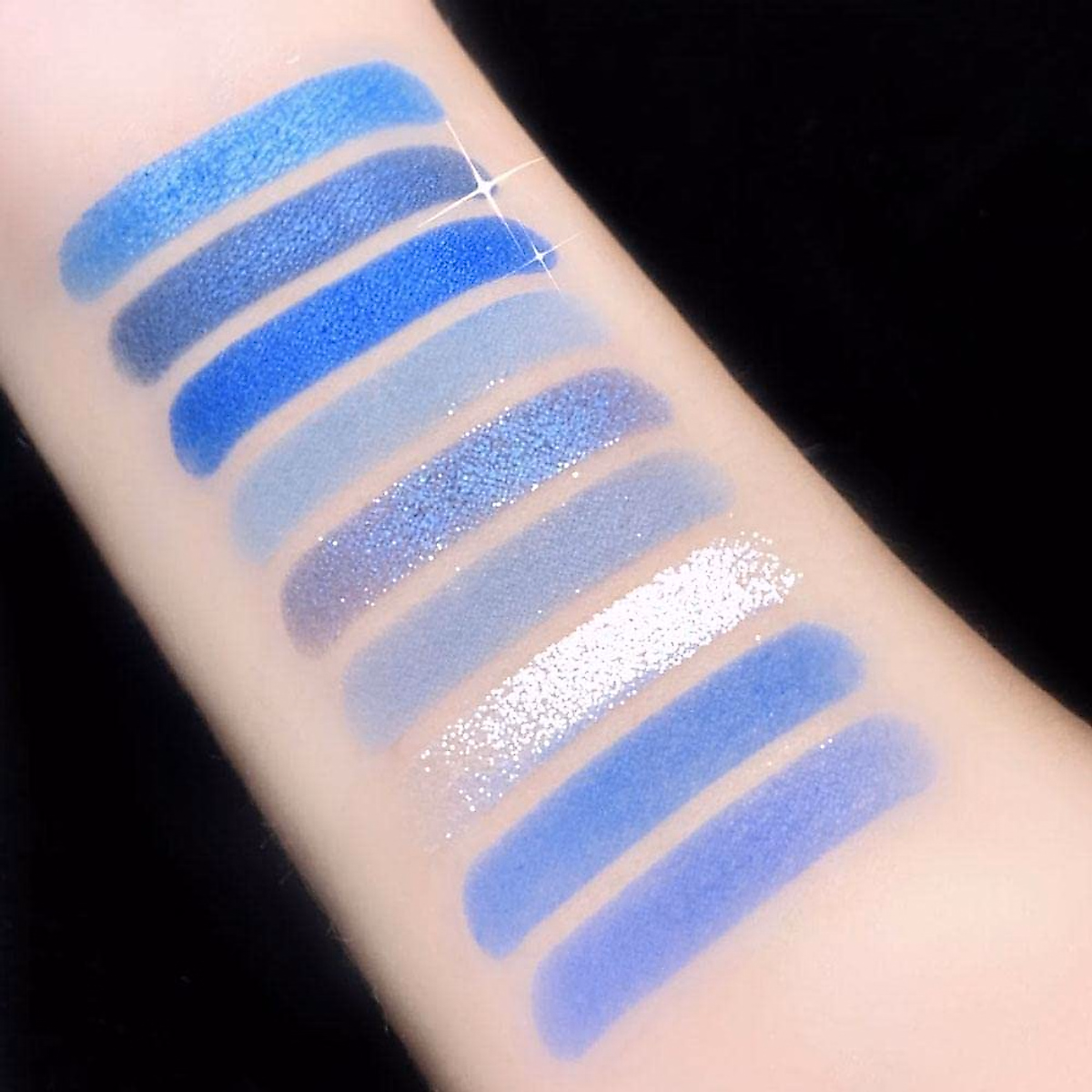 Go Ho 9 Style Blue Grey White Powder Makeup Eyeshadow Palette,Matte & Pearl Shimmer Design Waterproof Cool Blue Eye Eyeshadow Palette for Women&Girls(Blue)