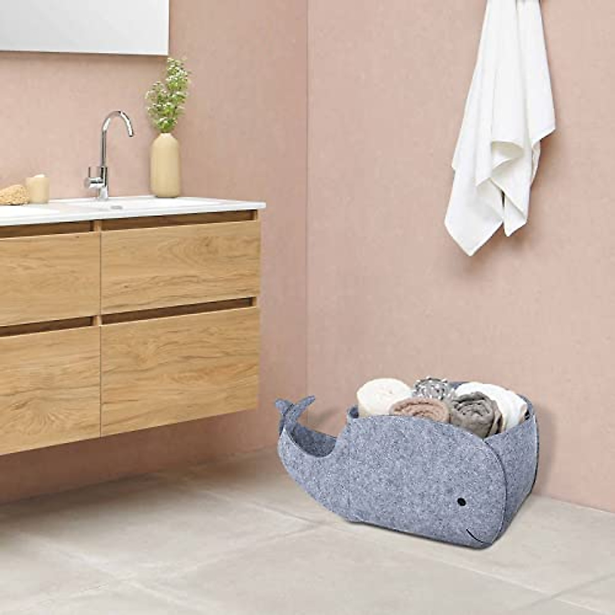 Aynaxcol Storage Basket Felt Storage Bin Whale Shaped Collapsible & Convenient Box Organizer with Carry Handles for Home Bedroom Closet Babies Nursery Toys