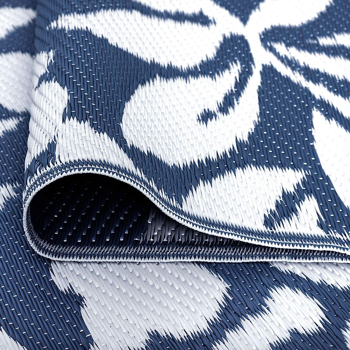 Reversible Plastic Straw, Water Resistant Outdoor Rug 6x9 for Patio, Deck, Porch, Camping, RV | Fade Resistant Outside Area Rugs for Patios | Size 5'11'' x 8'10''