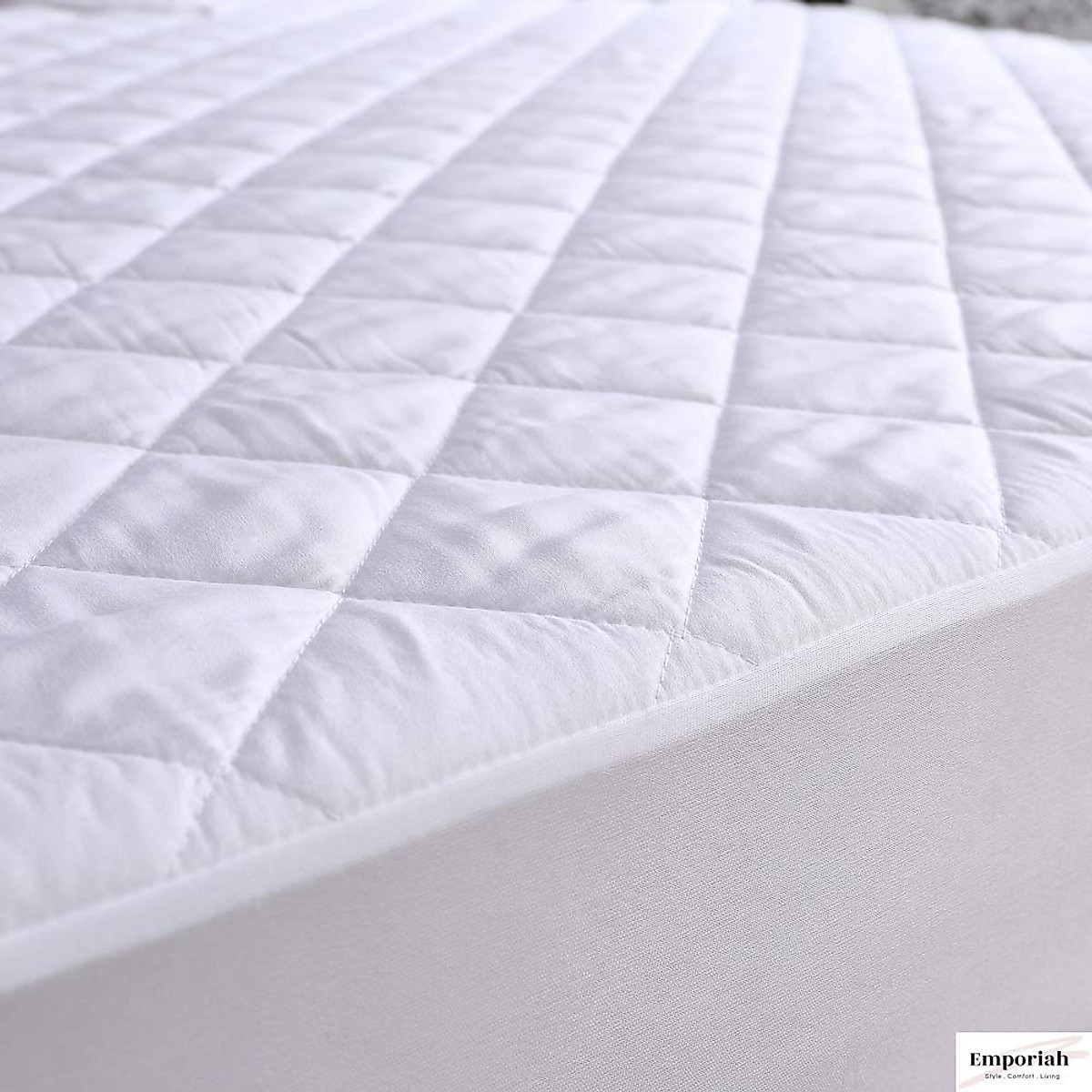 Emporiah Waterproof Mattress Protector Twin Size Noiseless and Breathable Mattress Cover with 14 Inch Deep Pockets Cooling Mattress Topper Quilted Mattress Pad (39 x 75 Inch)