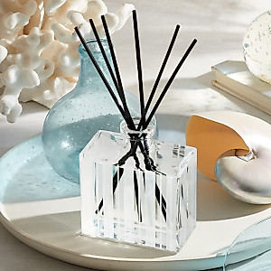 NEST New York Reed Diffuser, Ocean Mist & Sea Salt - 5.9 fl oz - Fragrance for Up to 90 Days - Reusable, Refillable Glass Holder - Includes 8 All-Natural Reed Sticks - Flame Free