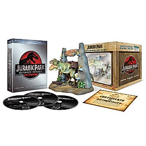 Jurassic Park Ultimate Trilogy Gift Set (Blu-ray + Digital Copy) by Universal Studios
